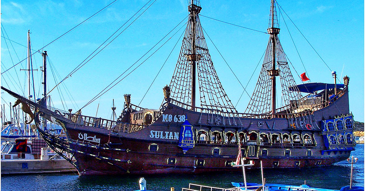 Un Galeone del 500 è stato scoperto da due sommozzatori a Genova | RDS ...