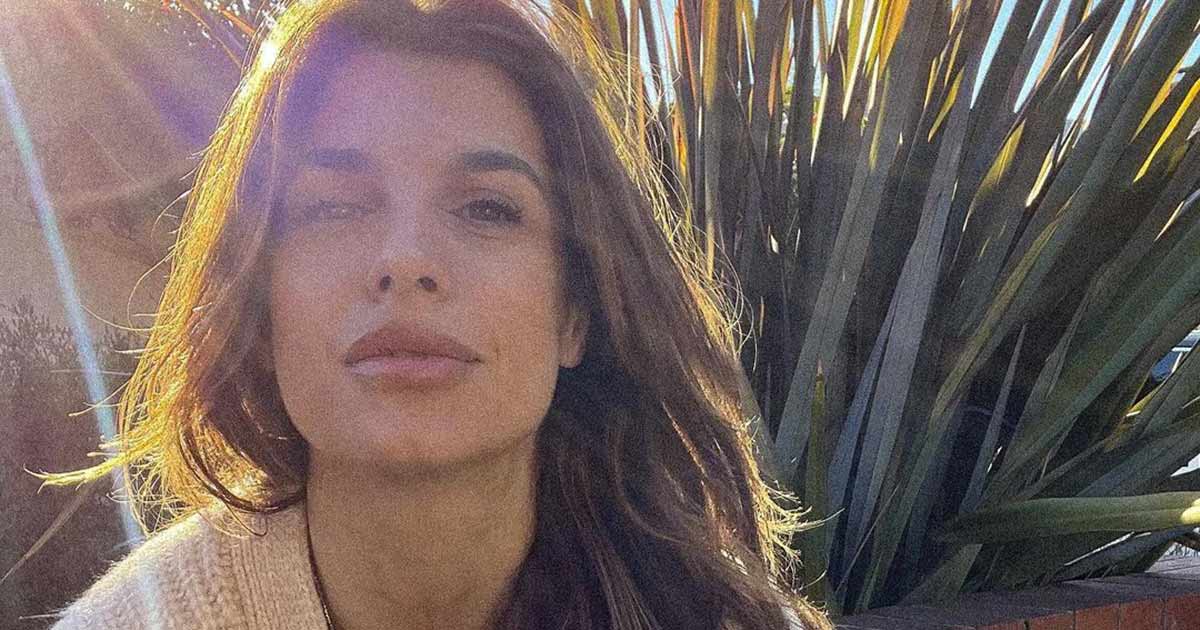 Elisabetta Canalis Si Spoglia Su Instagram La Foto è Pura Sensualità